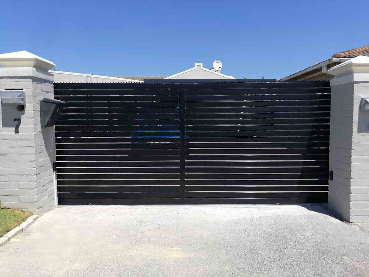 Driveway Gates Gallery - Custom Steel WorkXCustom Steel WorkX