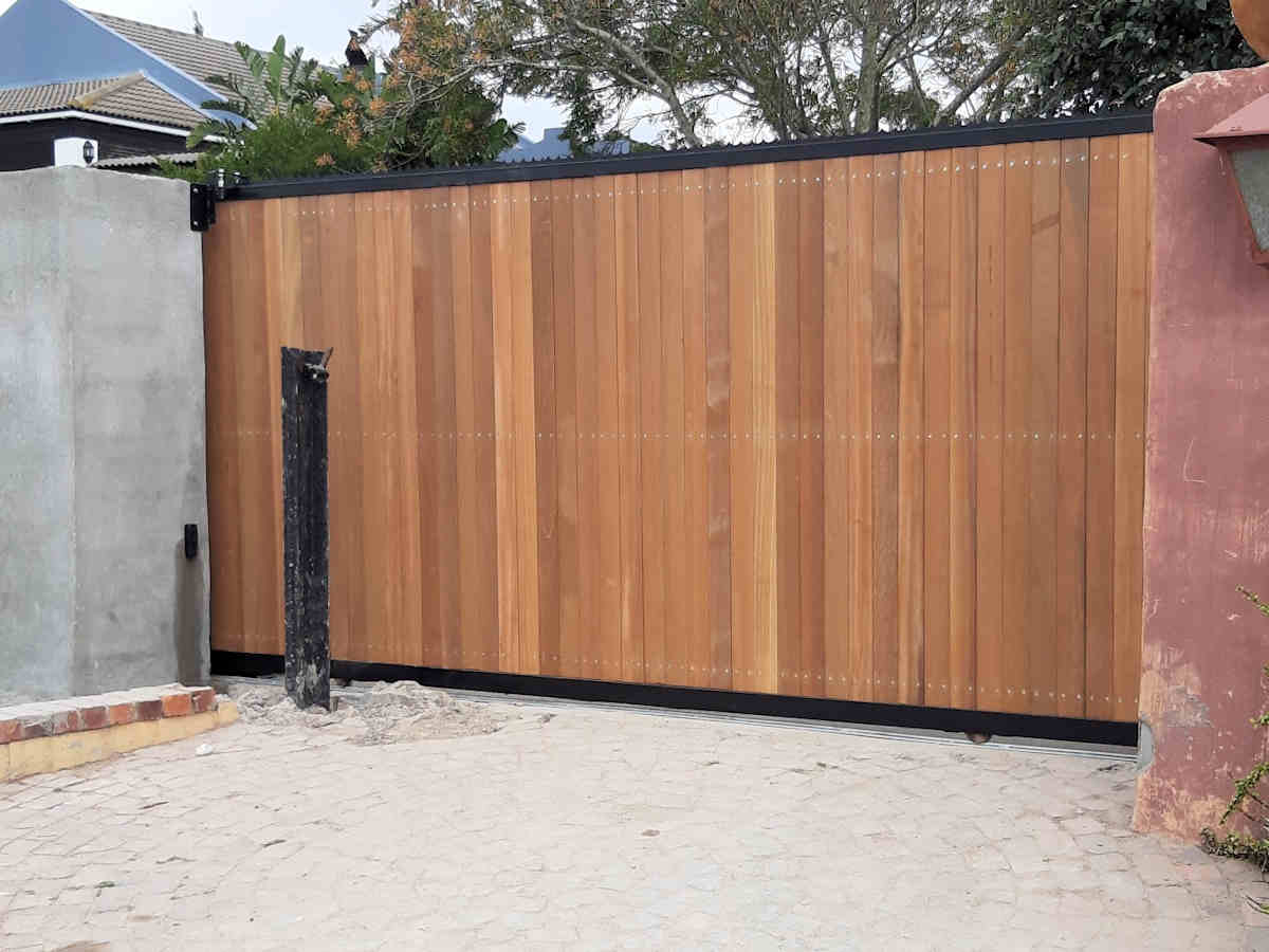 Driveway Gates Gallery - Custom Steel WorkXCustom Steel WorkX