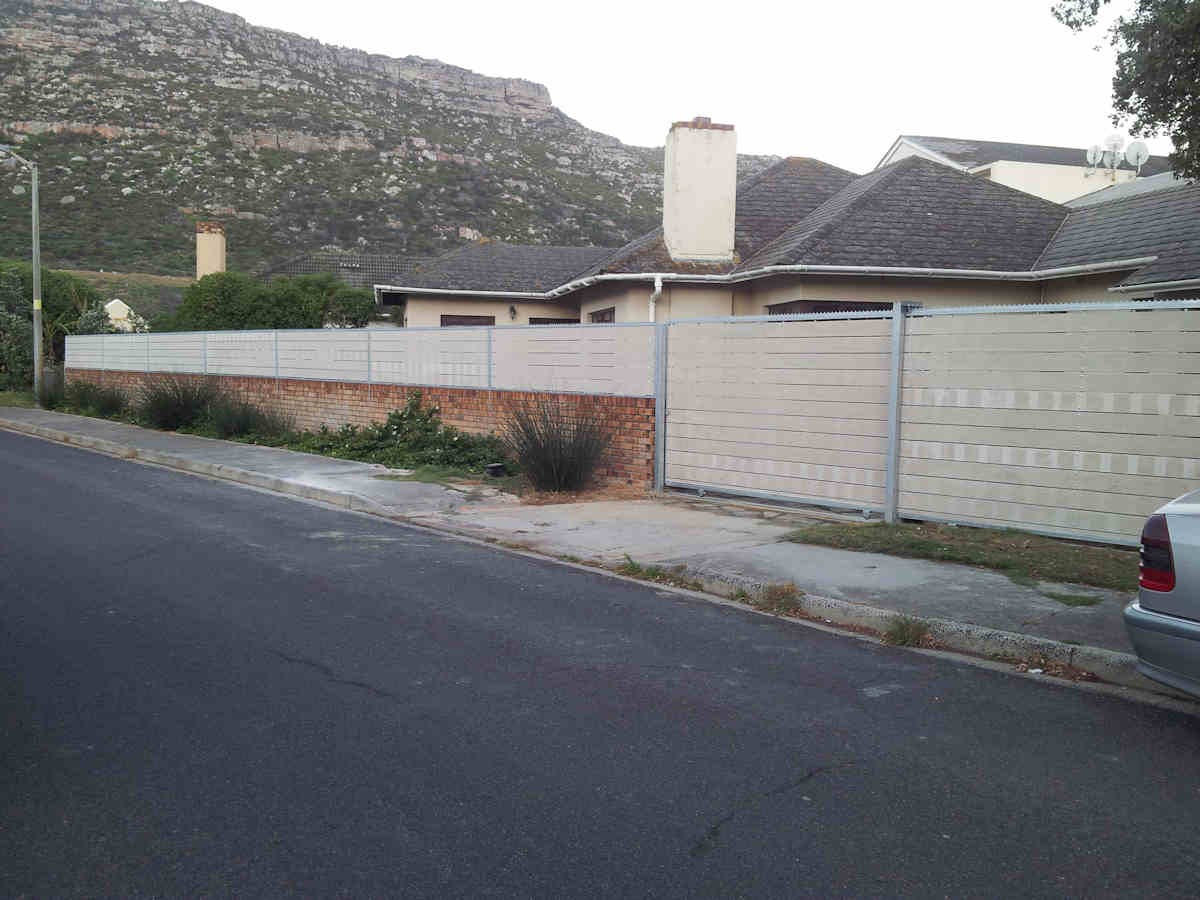 Fencing Gallery - Custom Steel WorkXCustom Steel WorkX